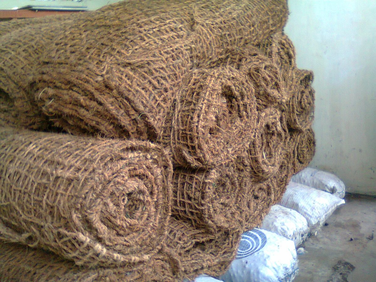 Kerajinan Dari Sabut Kelapa yang Berpotensi Bikin Untung Besar