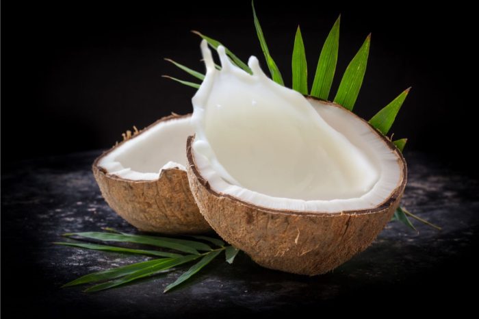 Cara Memeras Kelapa Menjadi Santan, Bagaimana?
