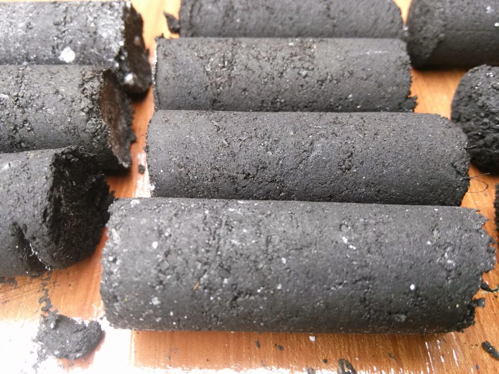 Cara Membuat Briket Sederhana dan Modern, Sama Mudahnya!