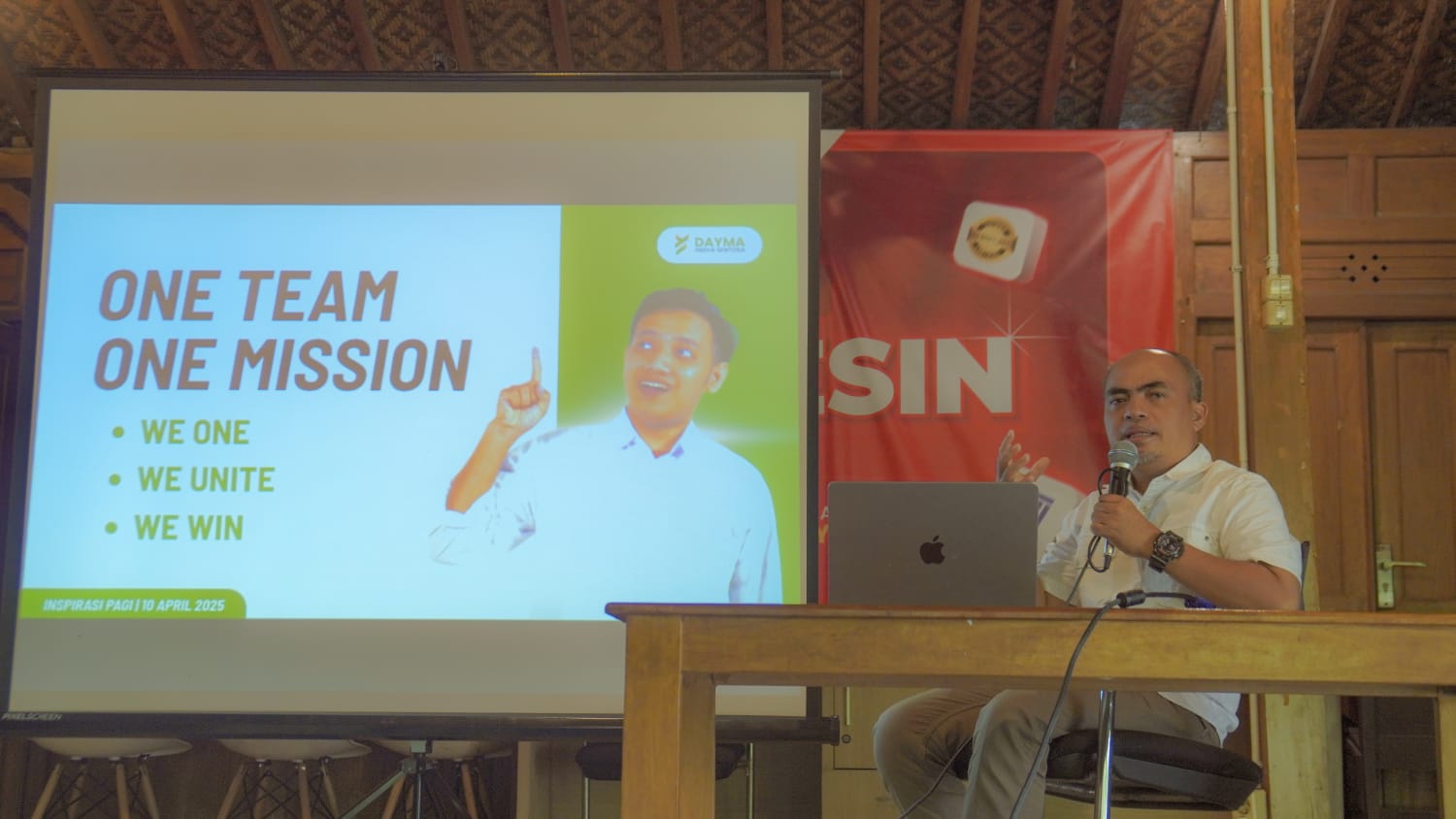 One Team One Mission! Inspirasi Pagi Rumah Mesin